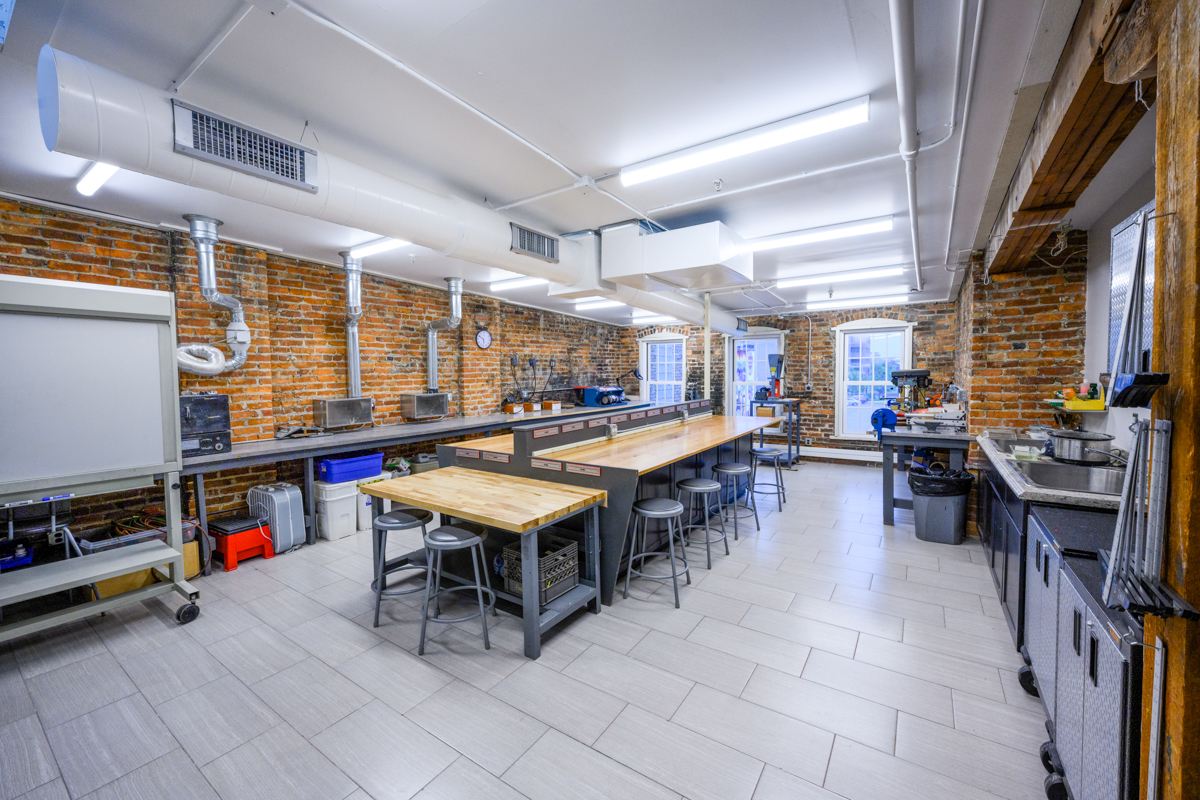 Jewelry Making and Metalsmithing in Ann Arbor, MI